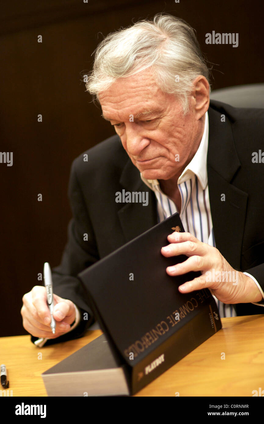 Centerfolds hi-res stock photography and images - Alamy