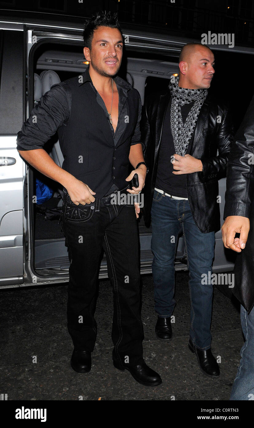 Peter Andre arriving at Nobu Berkley with his brother and some friends ...