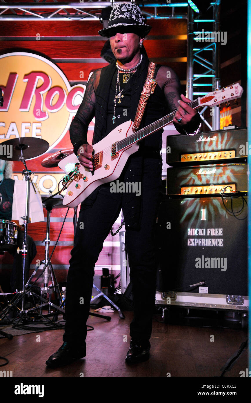 Micki Free of the Micki Free Experience performs at Hard Rock Cafe ...
