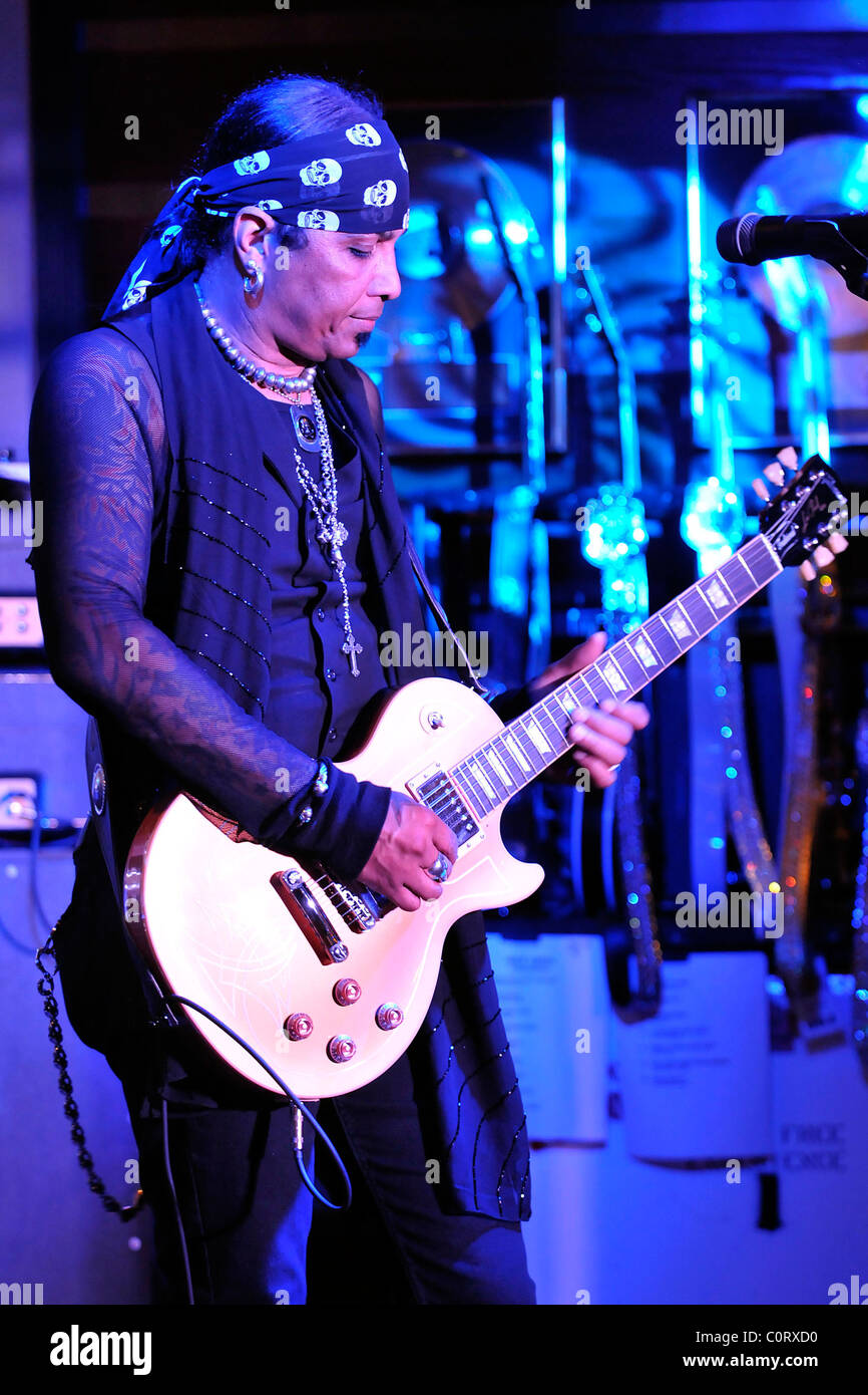 Micki free hi-res stock photography and images - Alamy