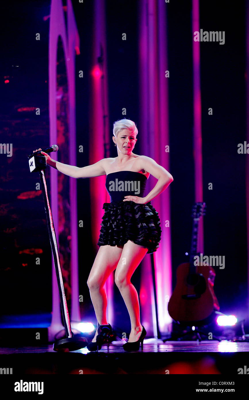 Robyn nobel peace prize concert hi-res stock photography and images - Alamy