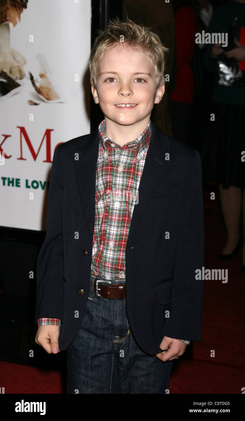 Bryce Robinson arriving at the 'Marley & Me' world premiere at the Mann ...