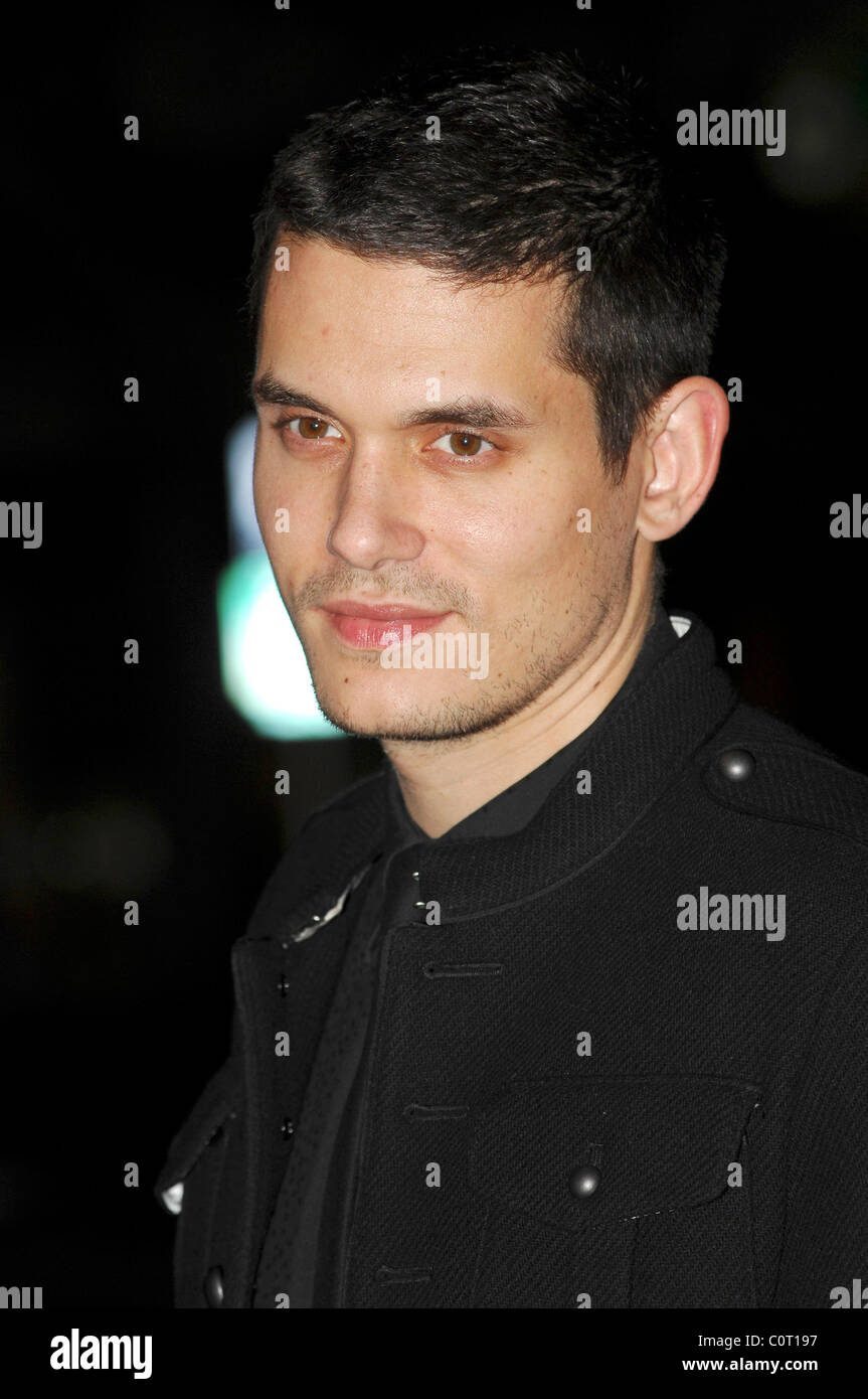 John Mayer arriving at the 'Marley & Me' world premiere at the Mann's ...