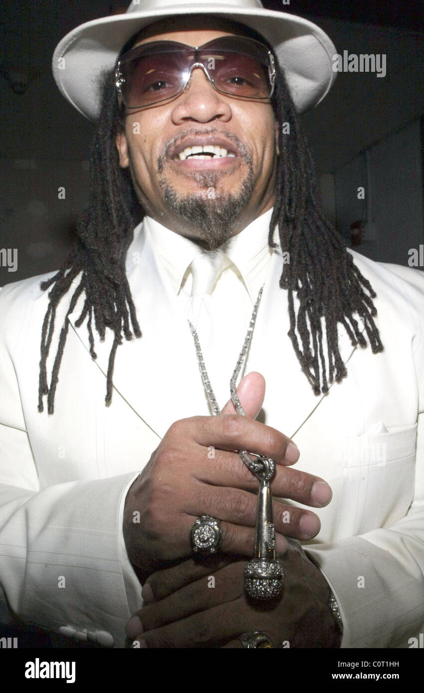 Melly Mel The legendary Roots crew present the 'OkayPlayer Hoiliday ...