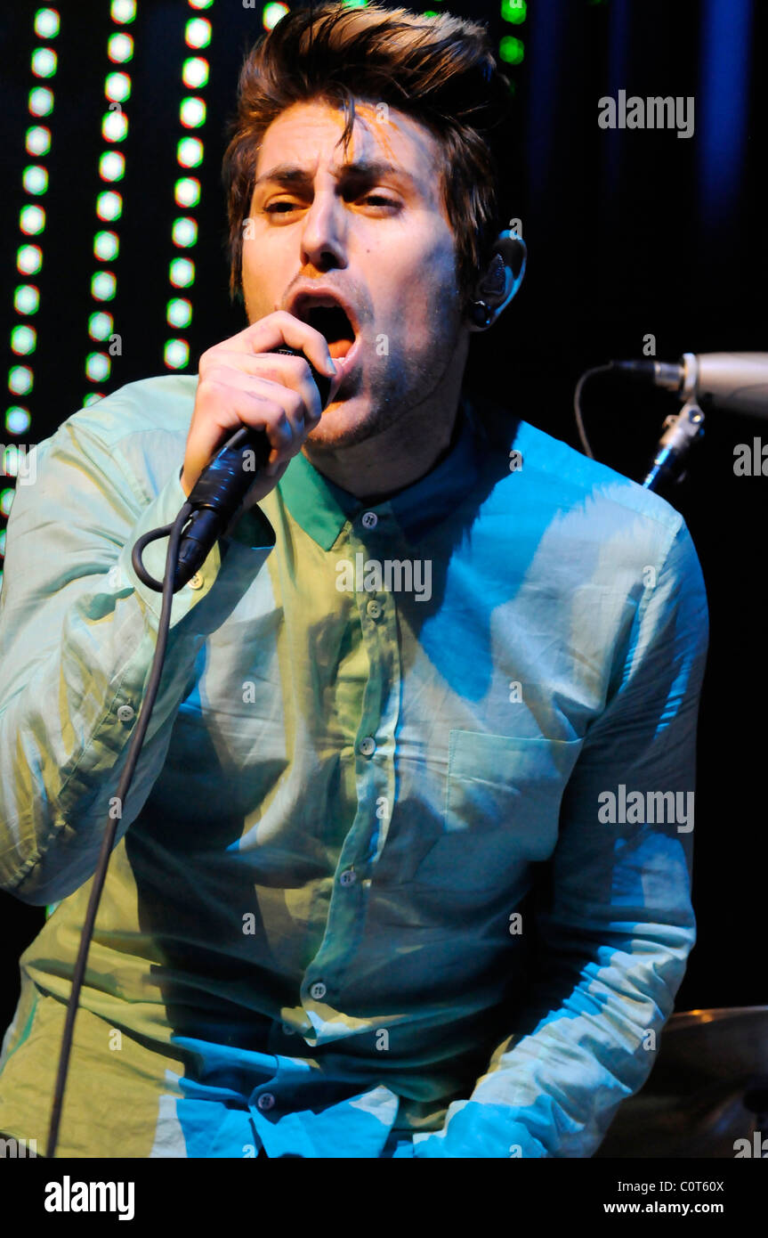 Davey Havok performing with AFI at the KROQ-FM Almost Acoustic ...