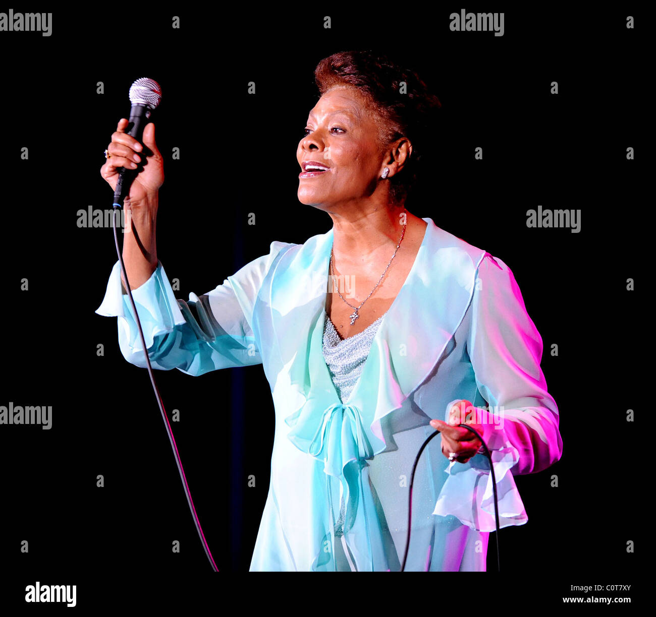 Dionne Warwick performing at the Rai Theatre Amsterdam, Holland - 14.12 ...