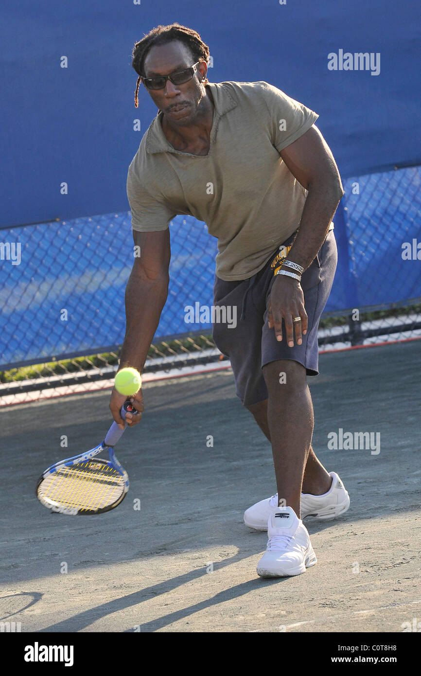 Boyd Tinsley of the Dave Mathews band 8th Annual Andy Roddick Tennis ...
