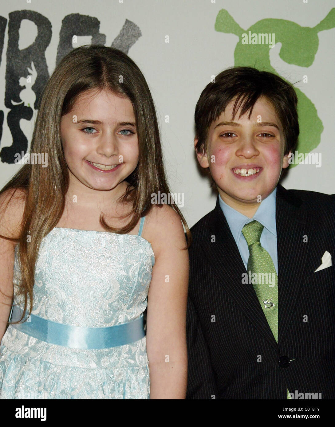 Shrek the musical broadway hi-res stock photography and images - Alamy