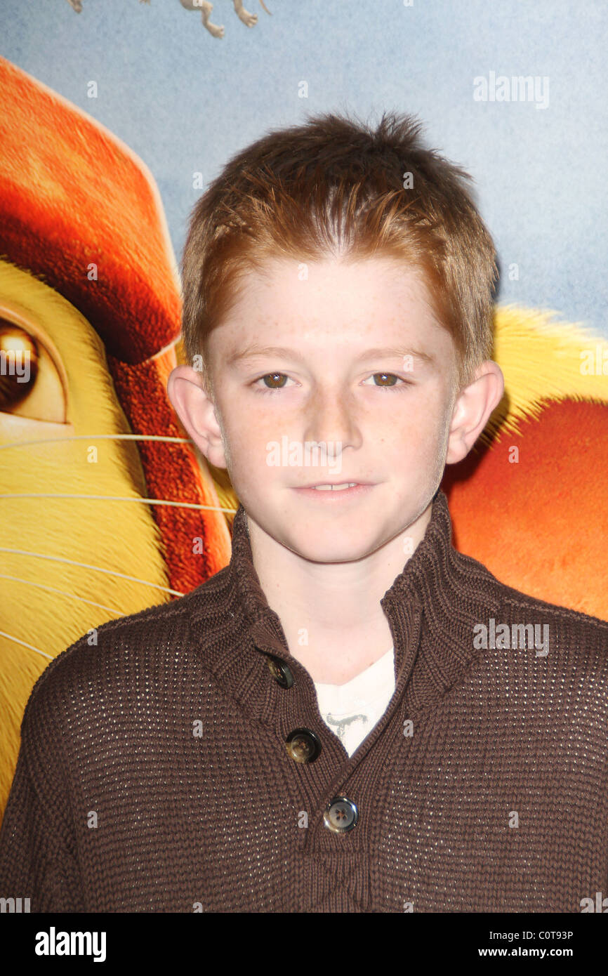 Zane Huett LA Premiere of "The Tale of Despereaux" at the Arclight ...