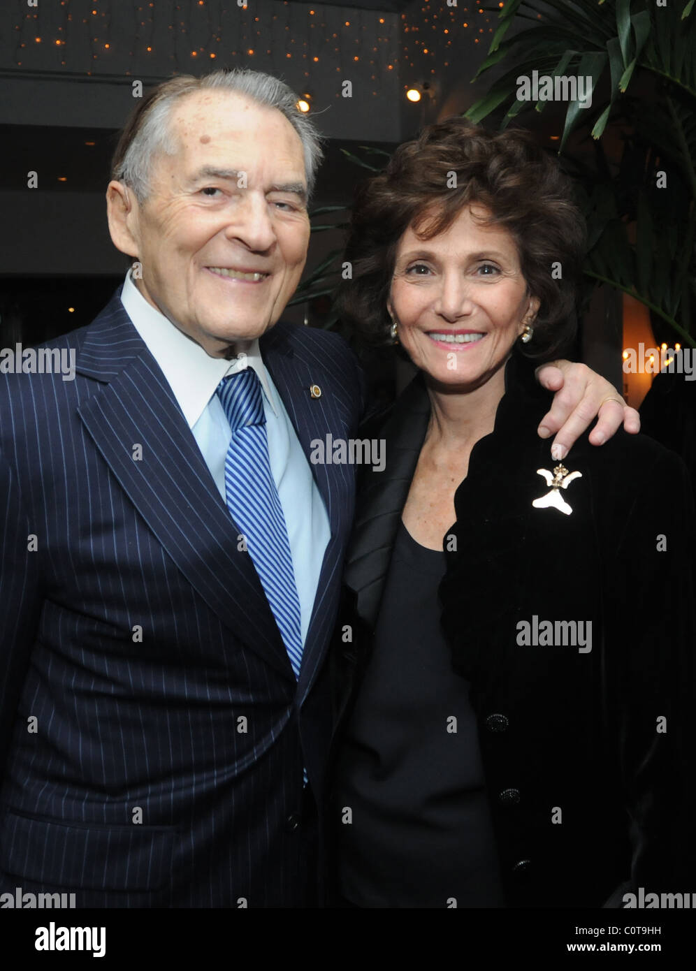 Jerome Shestack and Marciarose Shestack Karen Daroff hosts a happy ...