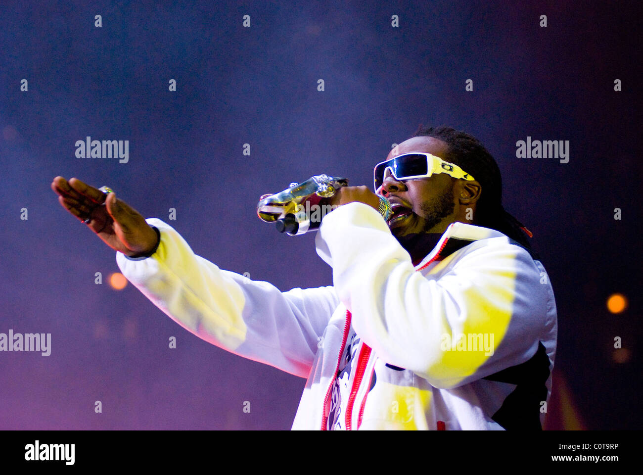 T-Pain performing live on stage at the WGCI Big Jam 2008 at United ...