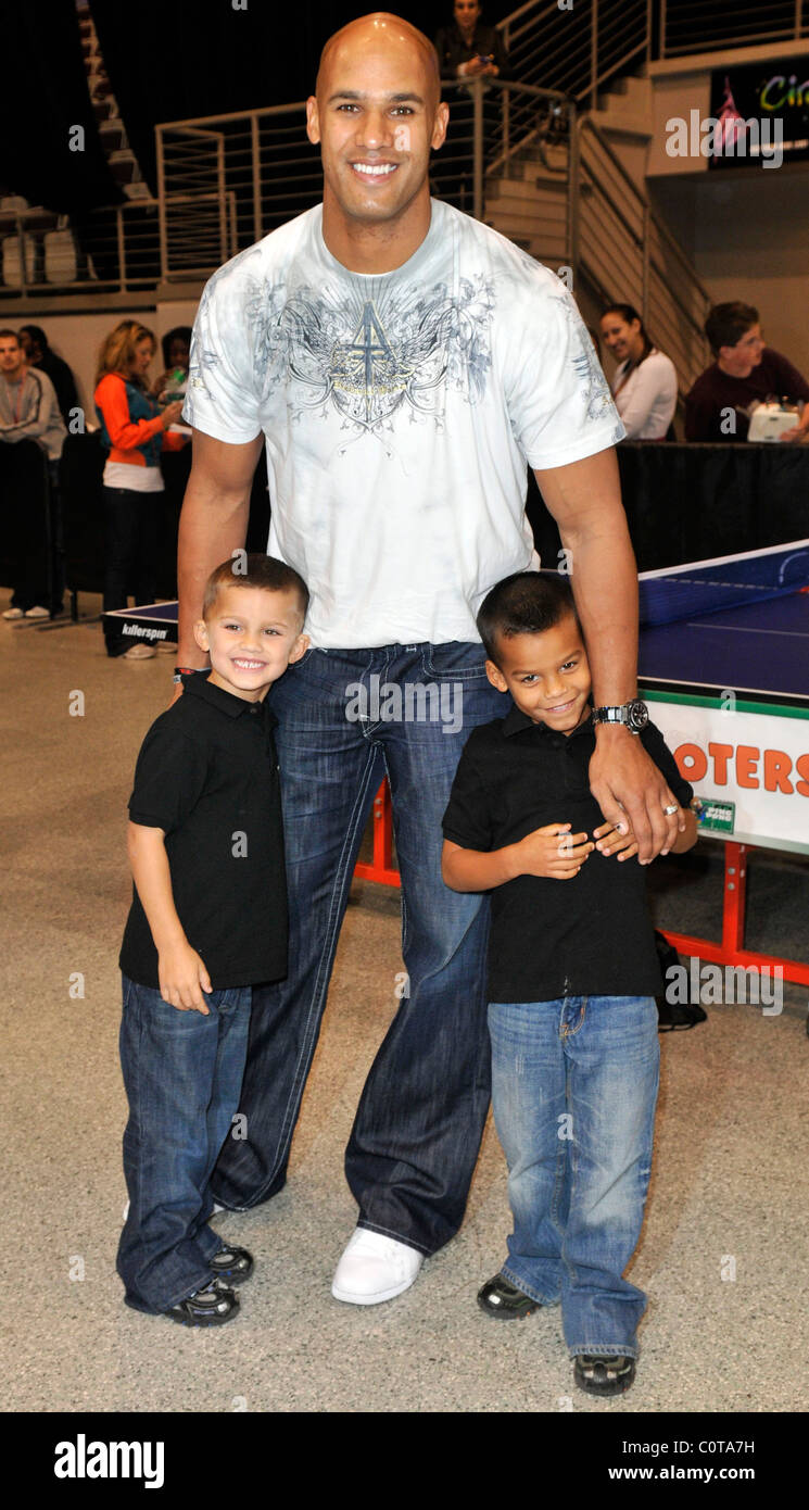 Jason Taylor from "Dancing with the Stars" hosts his annual charity ...