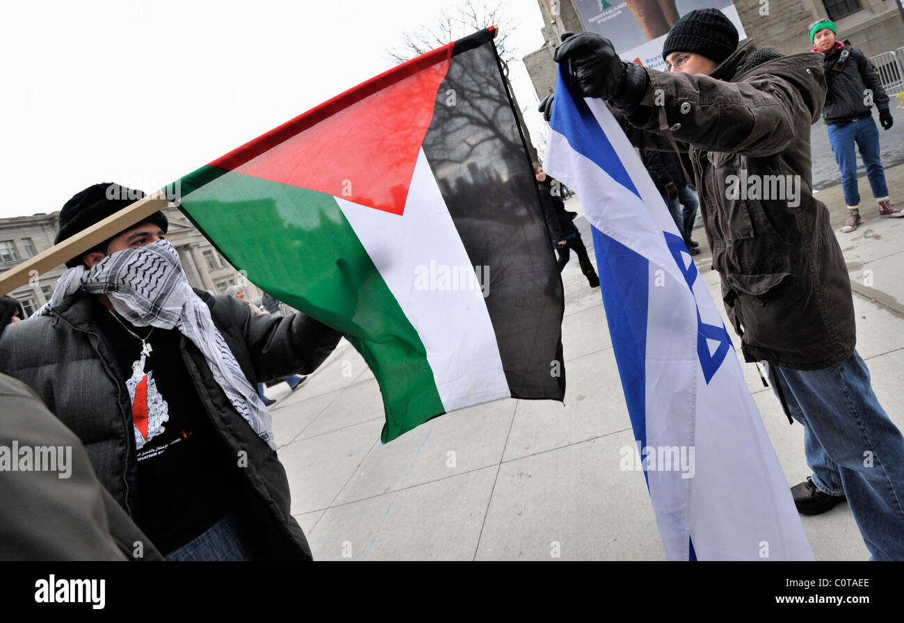 Thousands of Palestinians and Palestinians supporters gathered in an ...