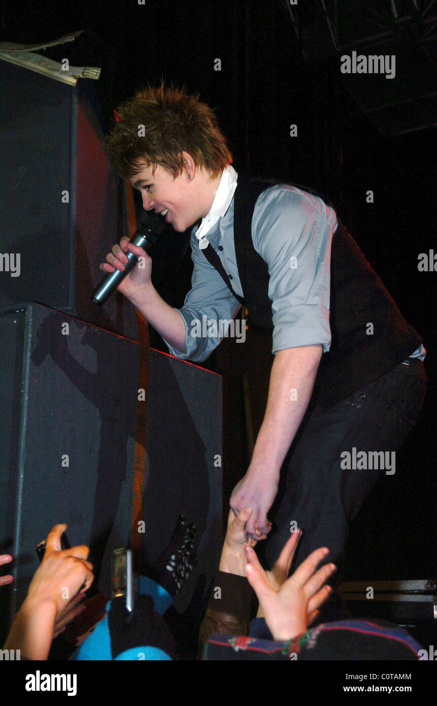 Eoghan Quigg The X Factor contestant performing a homecoming gig at ...