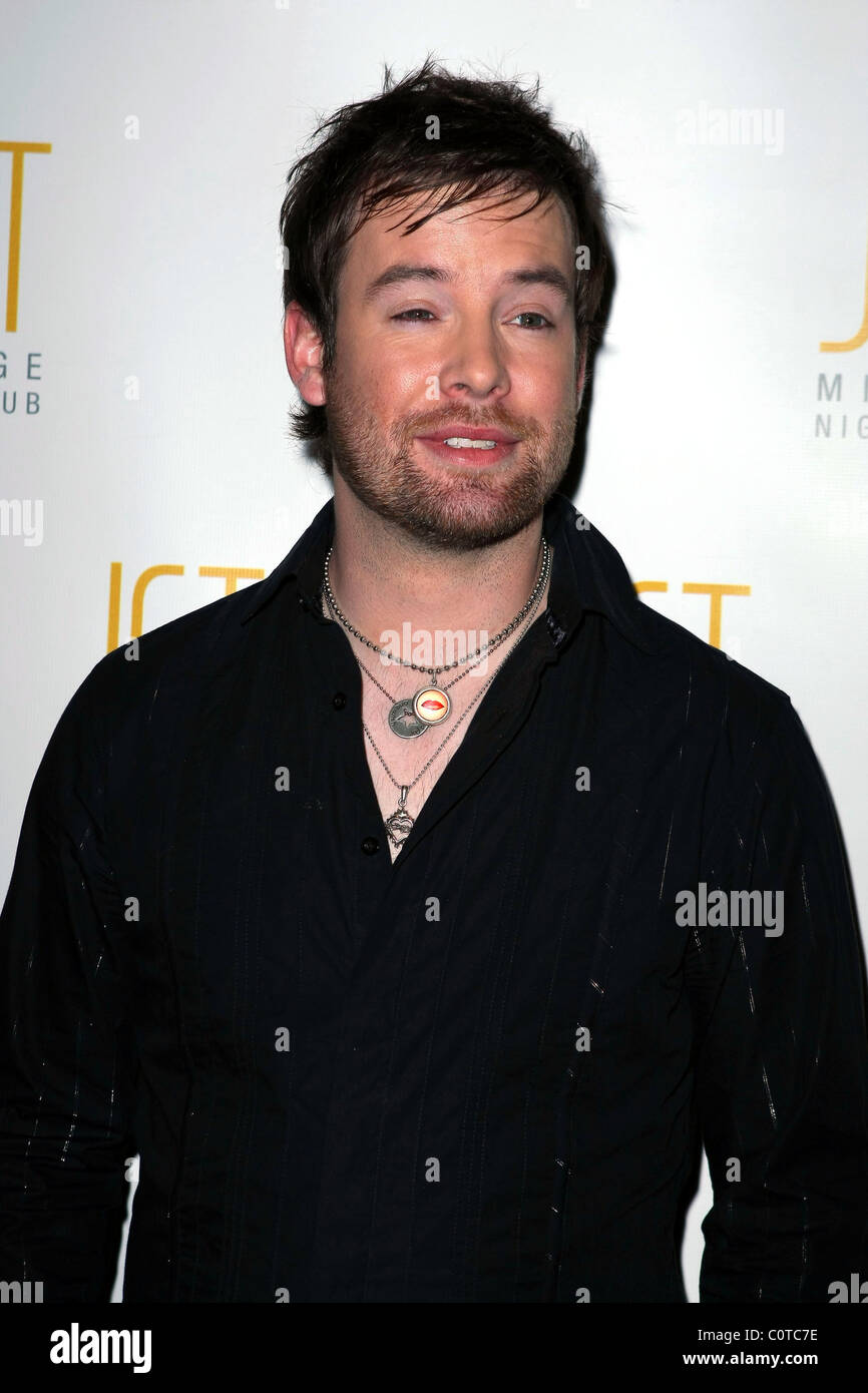American idol winner david cook hi-res stock photography and images - Alamy