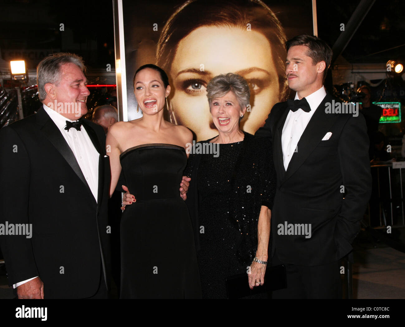 Bill Pitt, Angelina Jolie, Jane Pitt and Brad Pitt The LA Premiere of ...