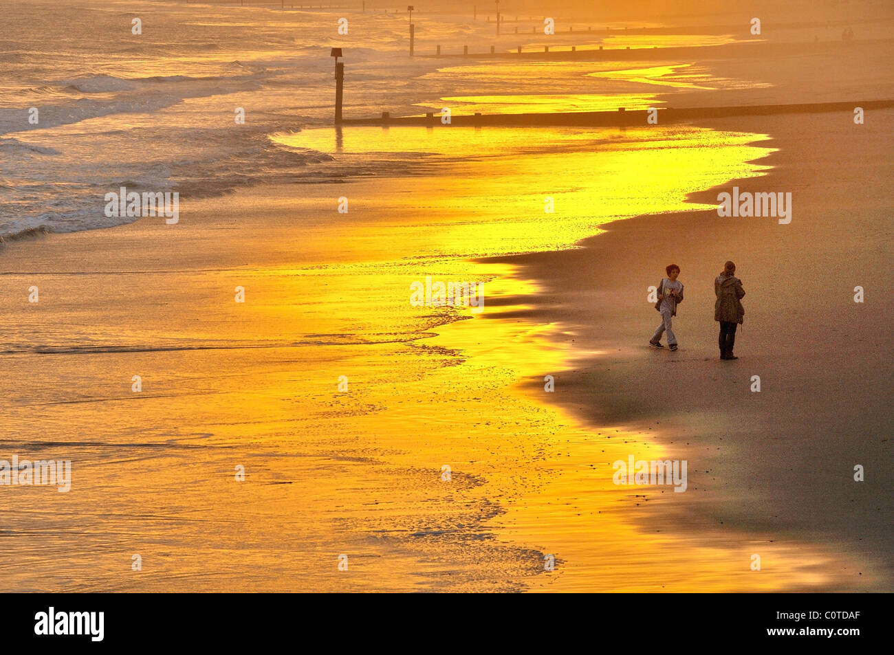Bournemouth beach winter hi-res stock photography and images - Alamy