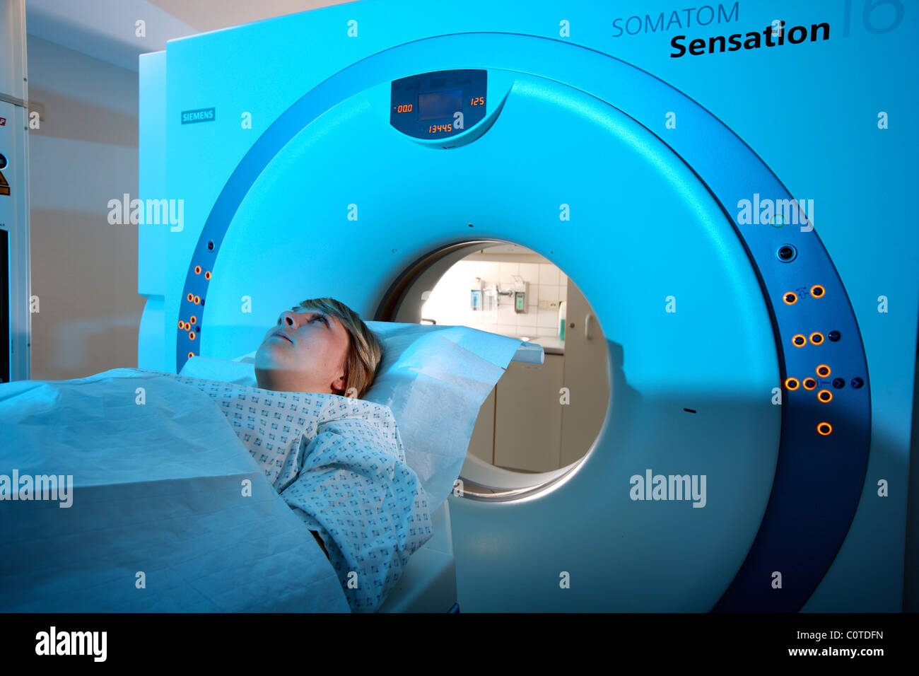 Computer assisted tomography hi-res stock photography and images - Alamy