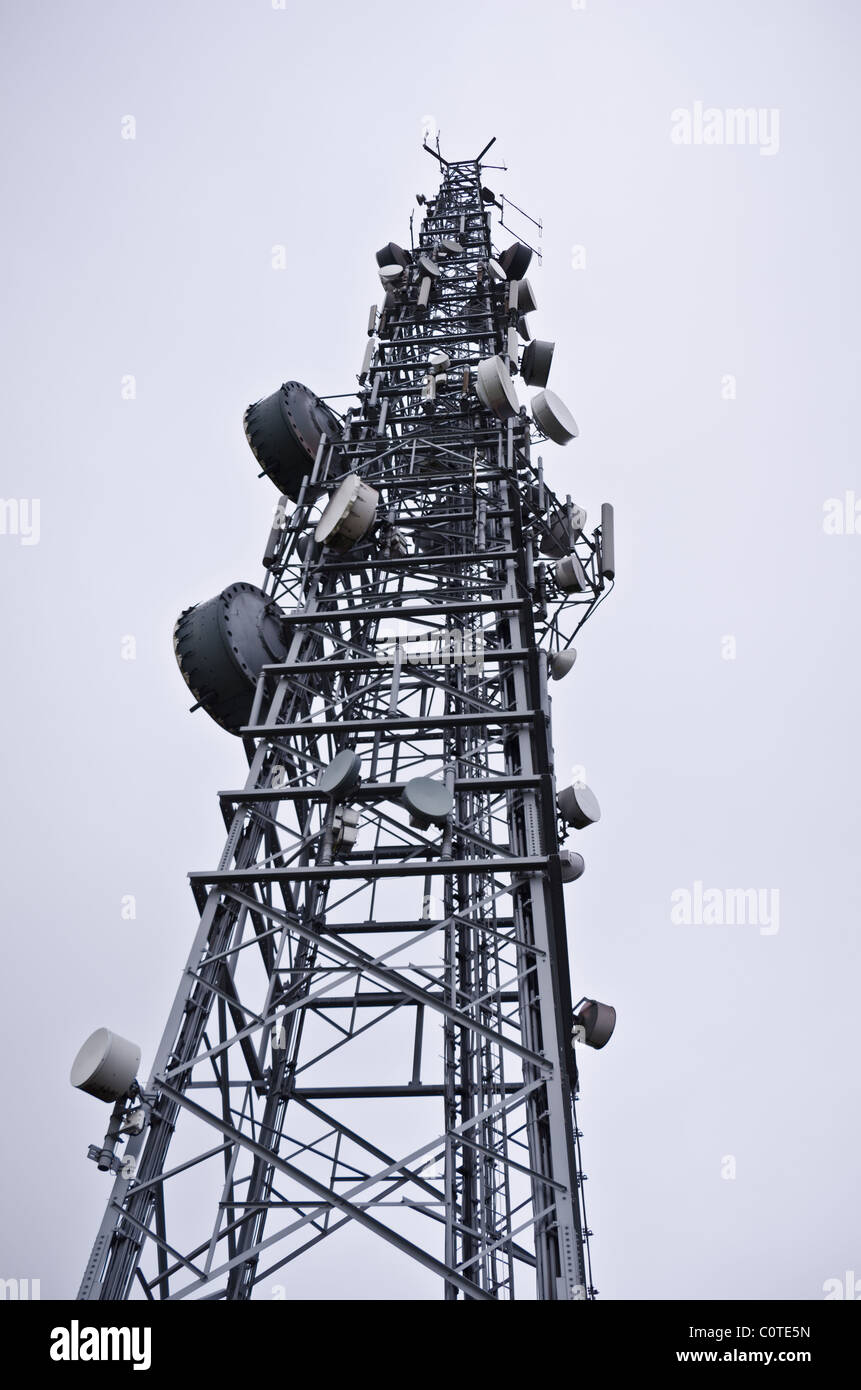 Mobile Phone mast Stock Photo - Alamy