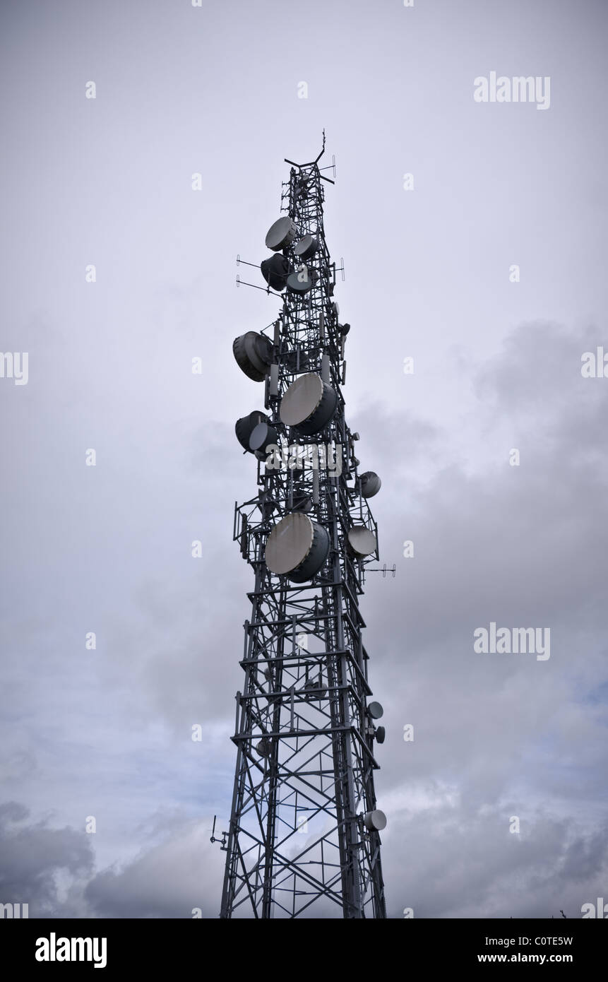 Telecommunications mast hi-res stock photography and images - Alamy