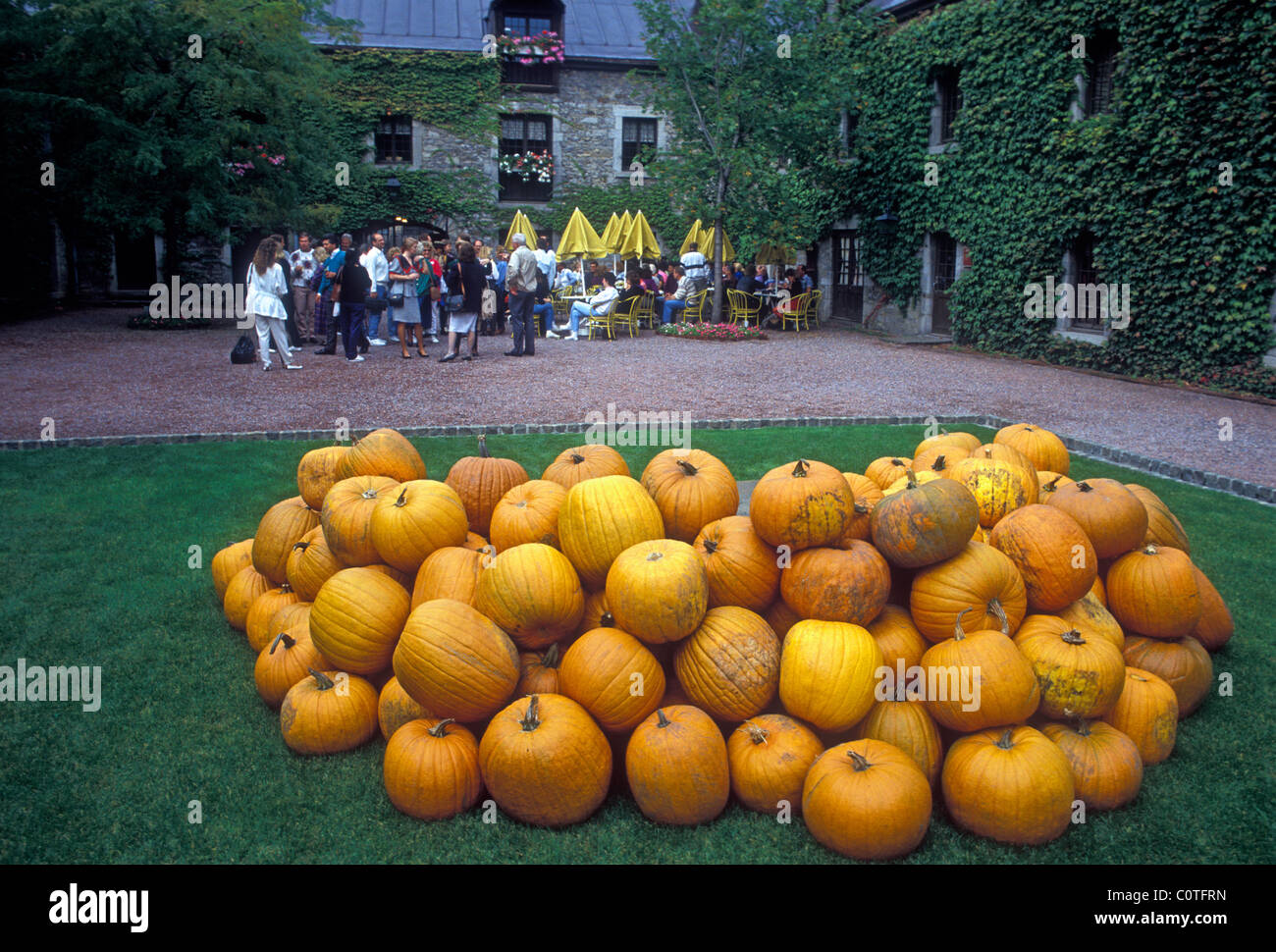 Gibby restaurant hi-res stock photography and images - Alamy