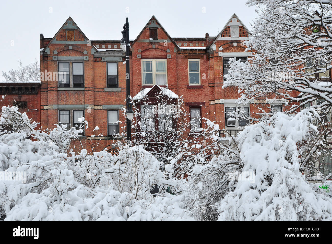 Brick house covered snow hi-res stock photography and images - Alamy