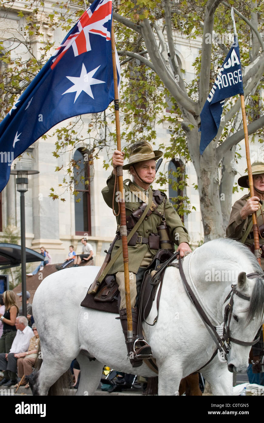 Anzac tribute hi-res stock photography and images - Alamy