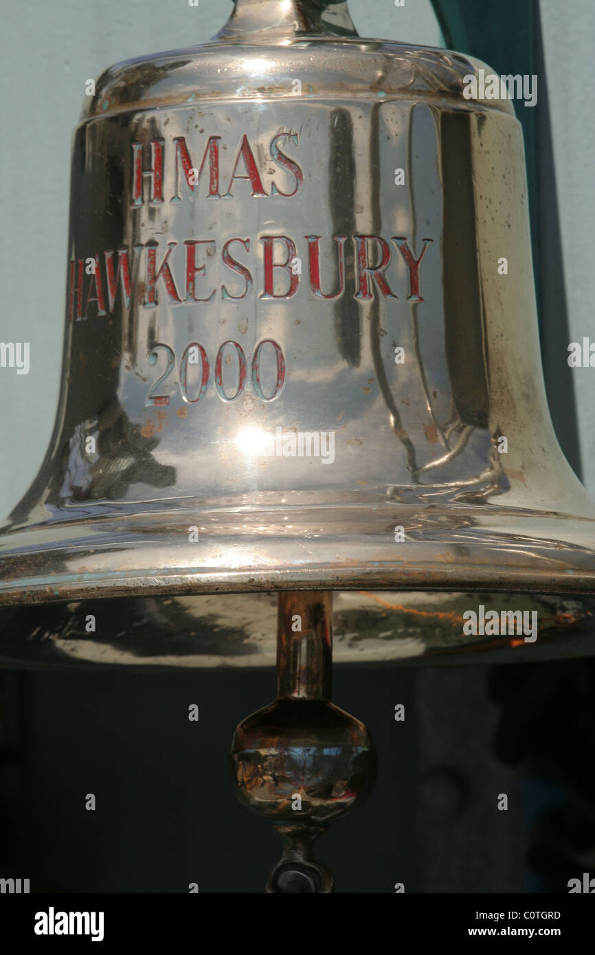 Royal australian navy ship hmas hi-res stock photography and images - Alamy
