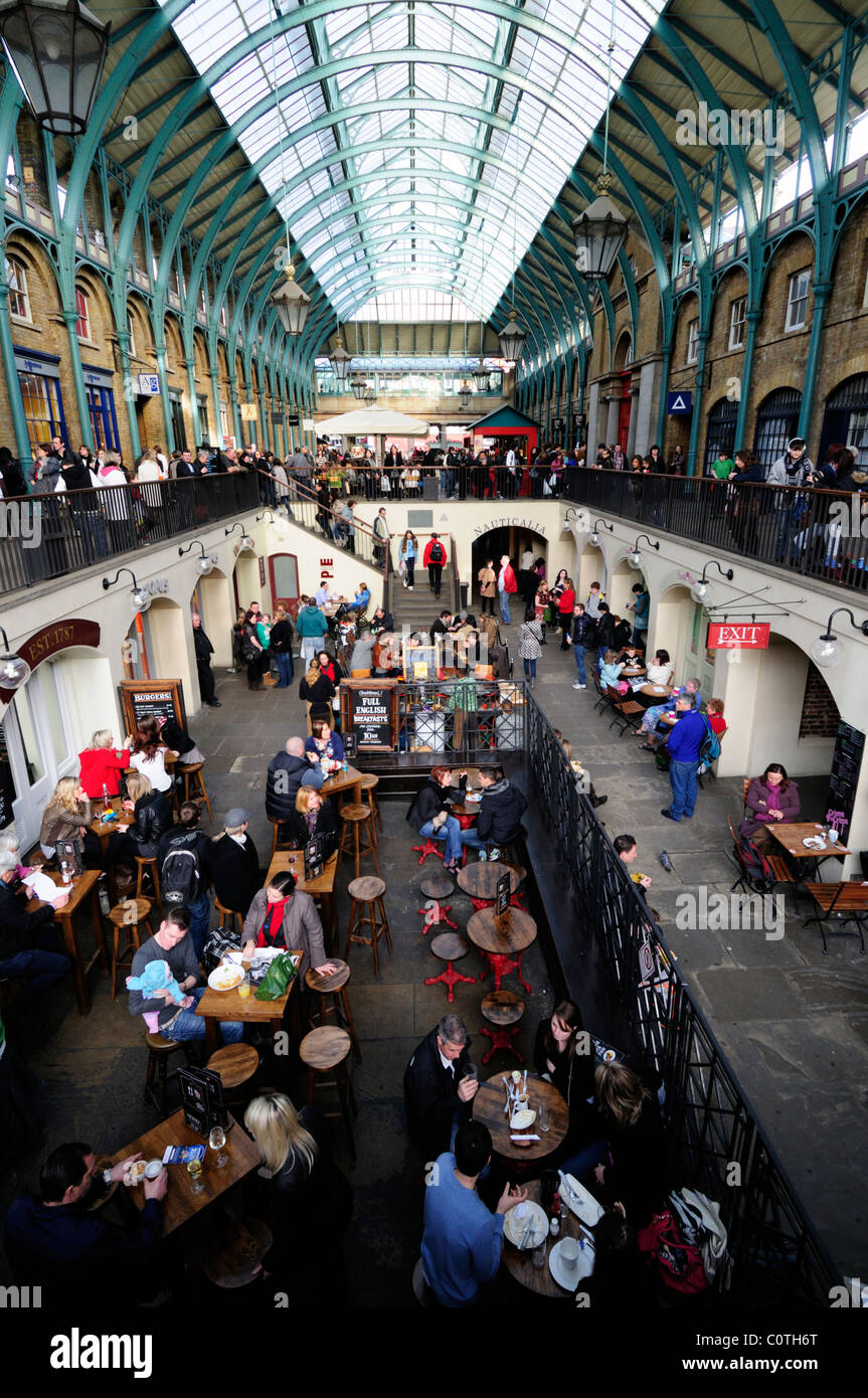 Covent Garden Market Restaurant High Resolution Stock Photography and ...