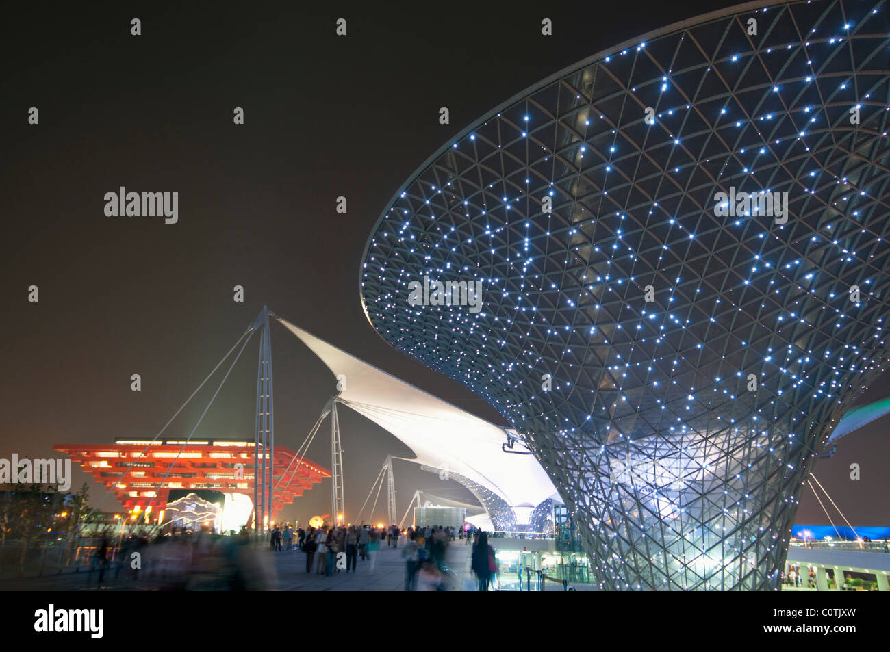 Night view of Shanghai 2010 World Expo with Chinese Pavilion and Expo ...
