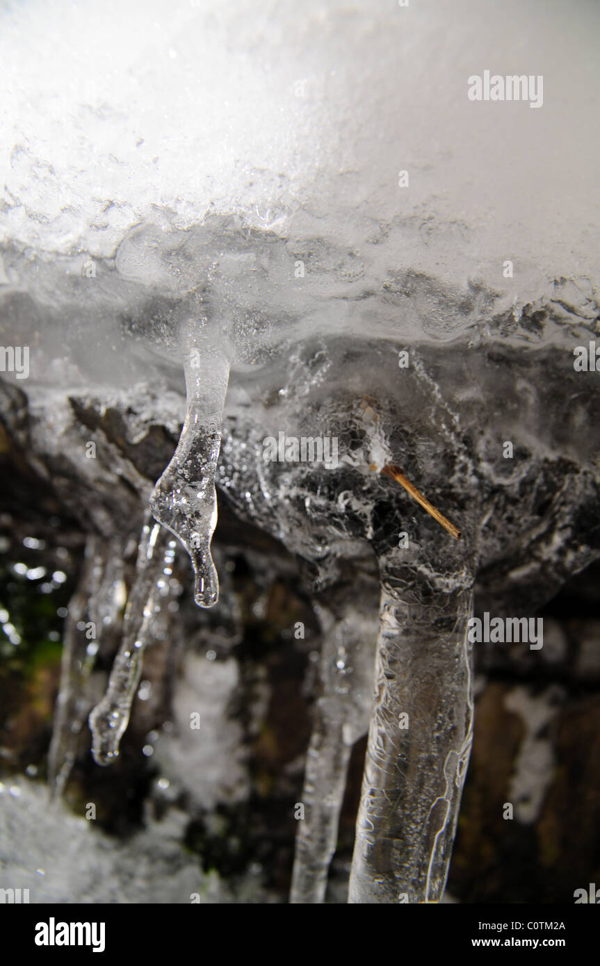 Icicle style hi-res stock photography and images - Alamy