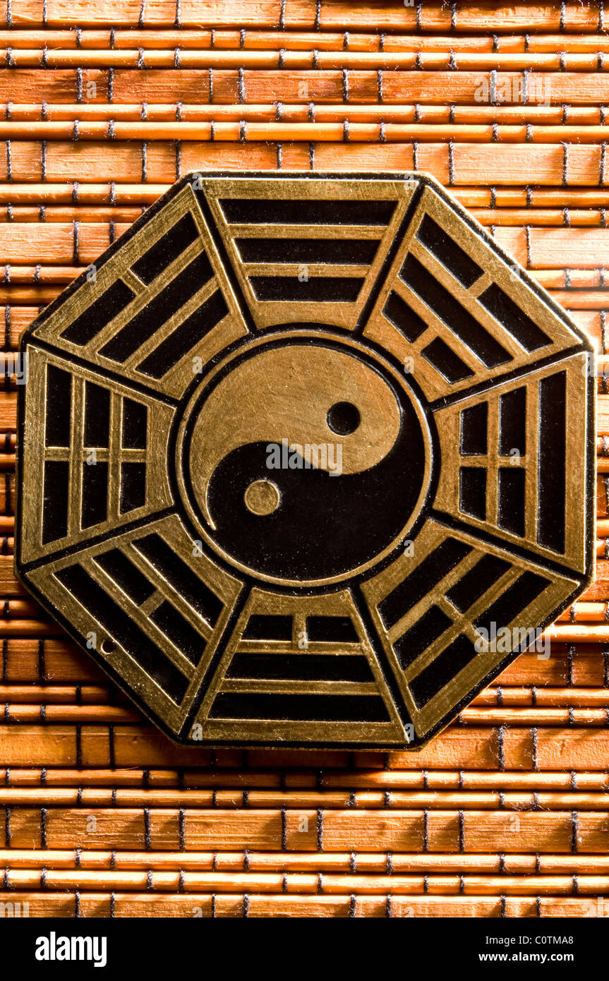 Kua symbol hi-res stock photography and images - Alamy