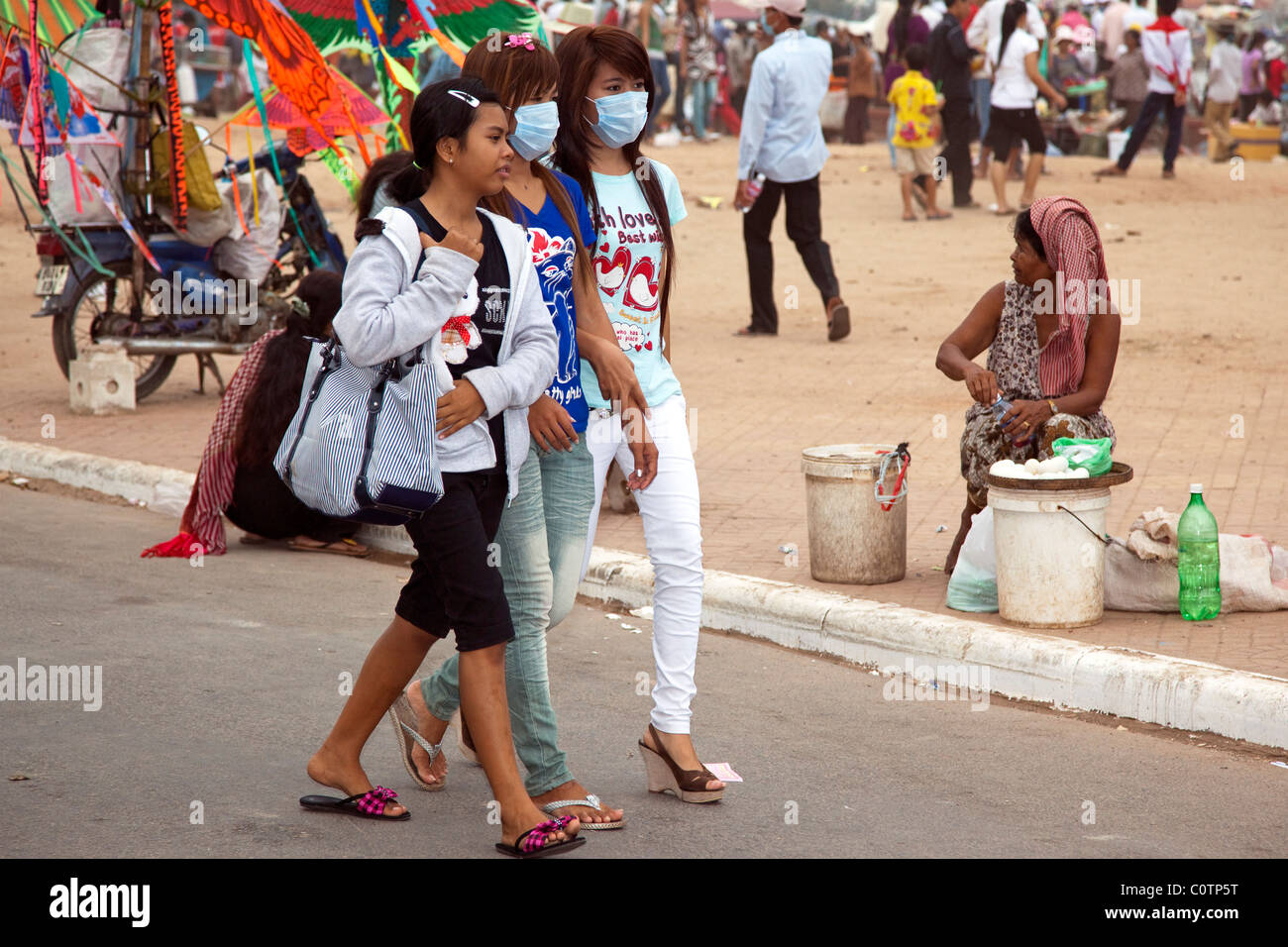 People at Water Festival, Phnom Penh, Cambodia Stock Photo - Alamy