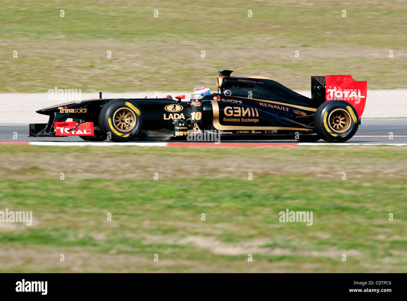 Witali Petrow (Russia) in his Lotus Renault GP Team-Renault R31 ...