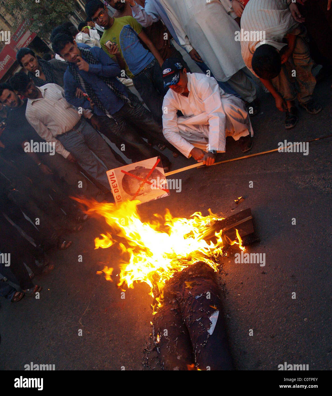 Majlis wahdat e muslimeen mwm hi-res stock photography and images - Alamy