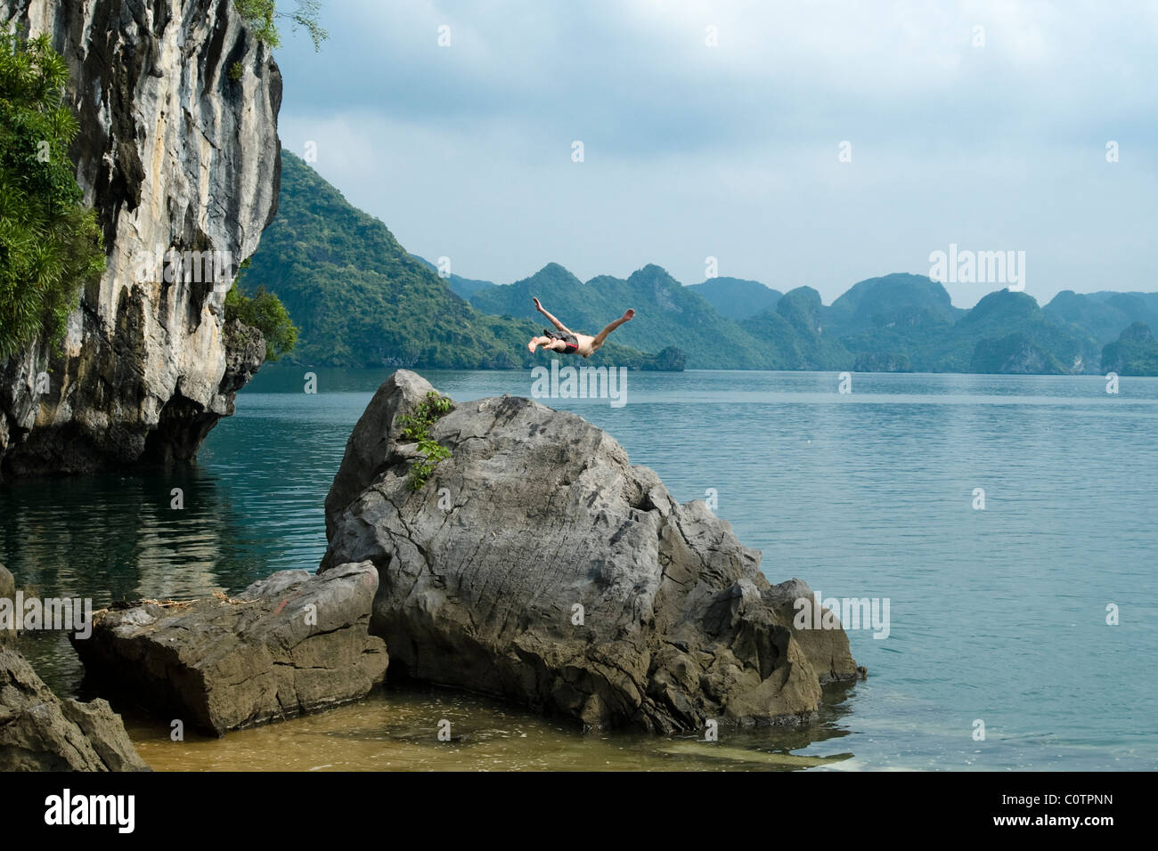 Jumping bay hi-res stock photography and images - Alamy
