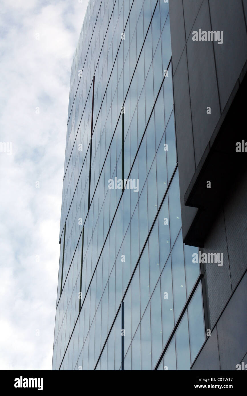 Square window panes hi-res stock photography and images - Alamy