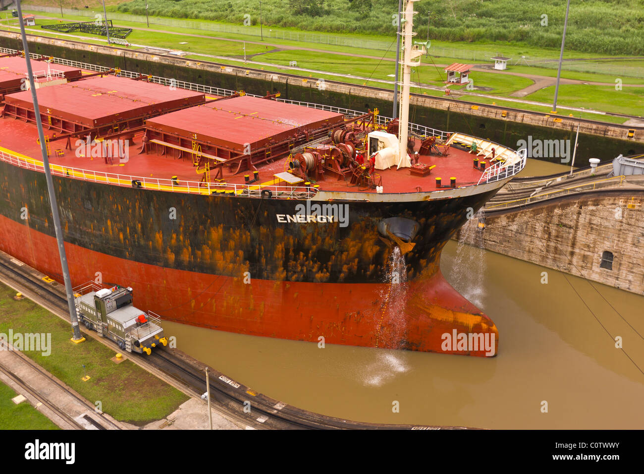 PANAMA - Ship at Miraflores Locks on the Panama Canal Stock Photo - Alamy