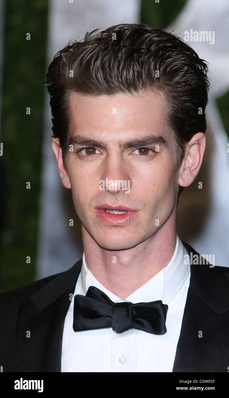 ANDREW GARFIELD 2011 VANITY FAIR OSCAR PARTY LOS ANGELES CALIFORNIA USA ...