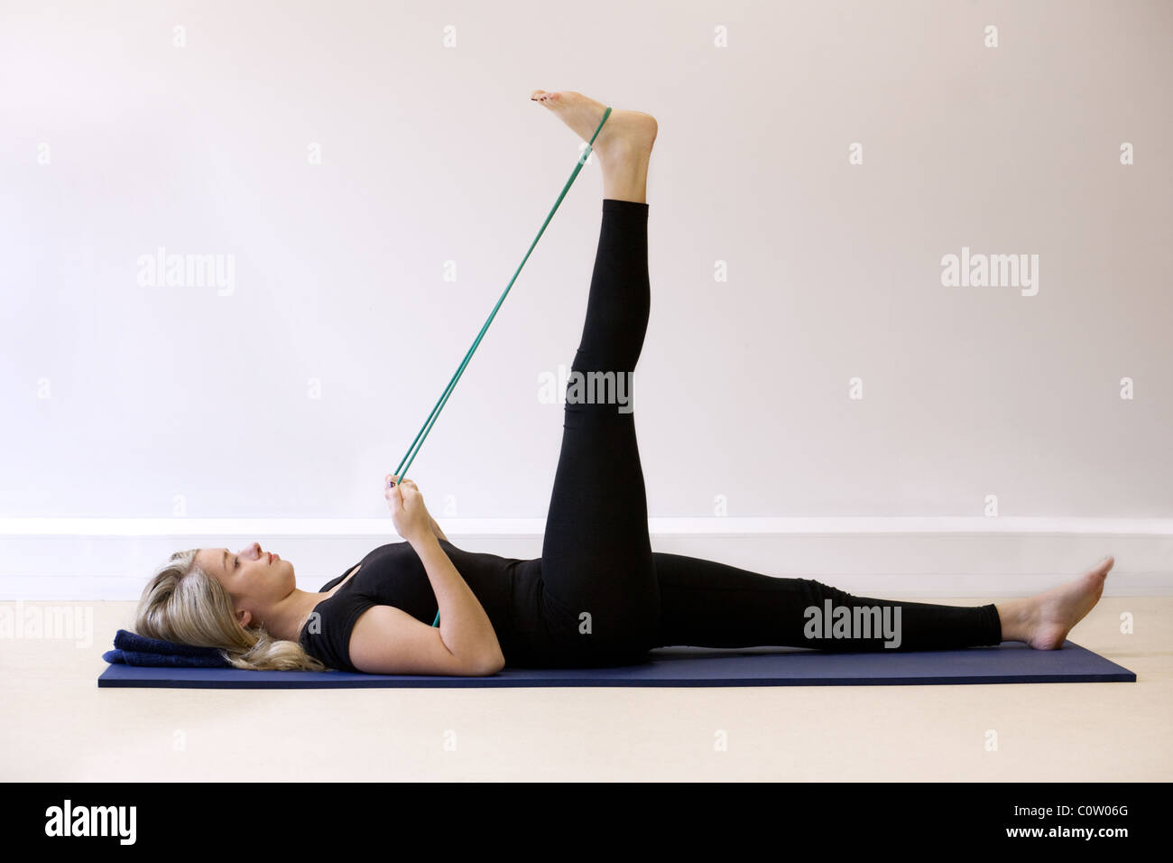 Pe exercises hi-res stock photography and images - Alamy