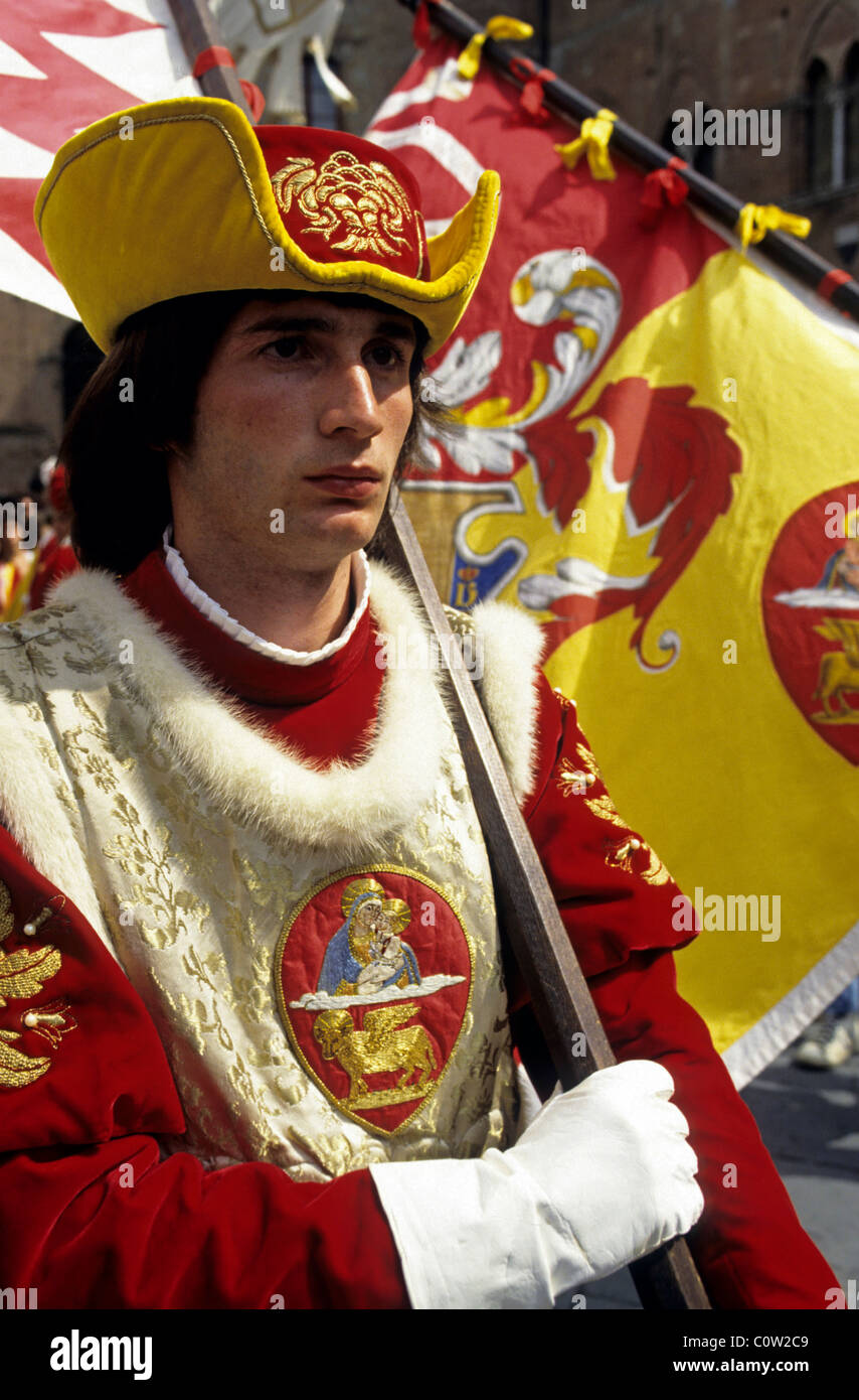 Siena Tuscany Italy Palio parade Stock Photo - Alamy