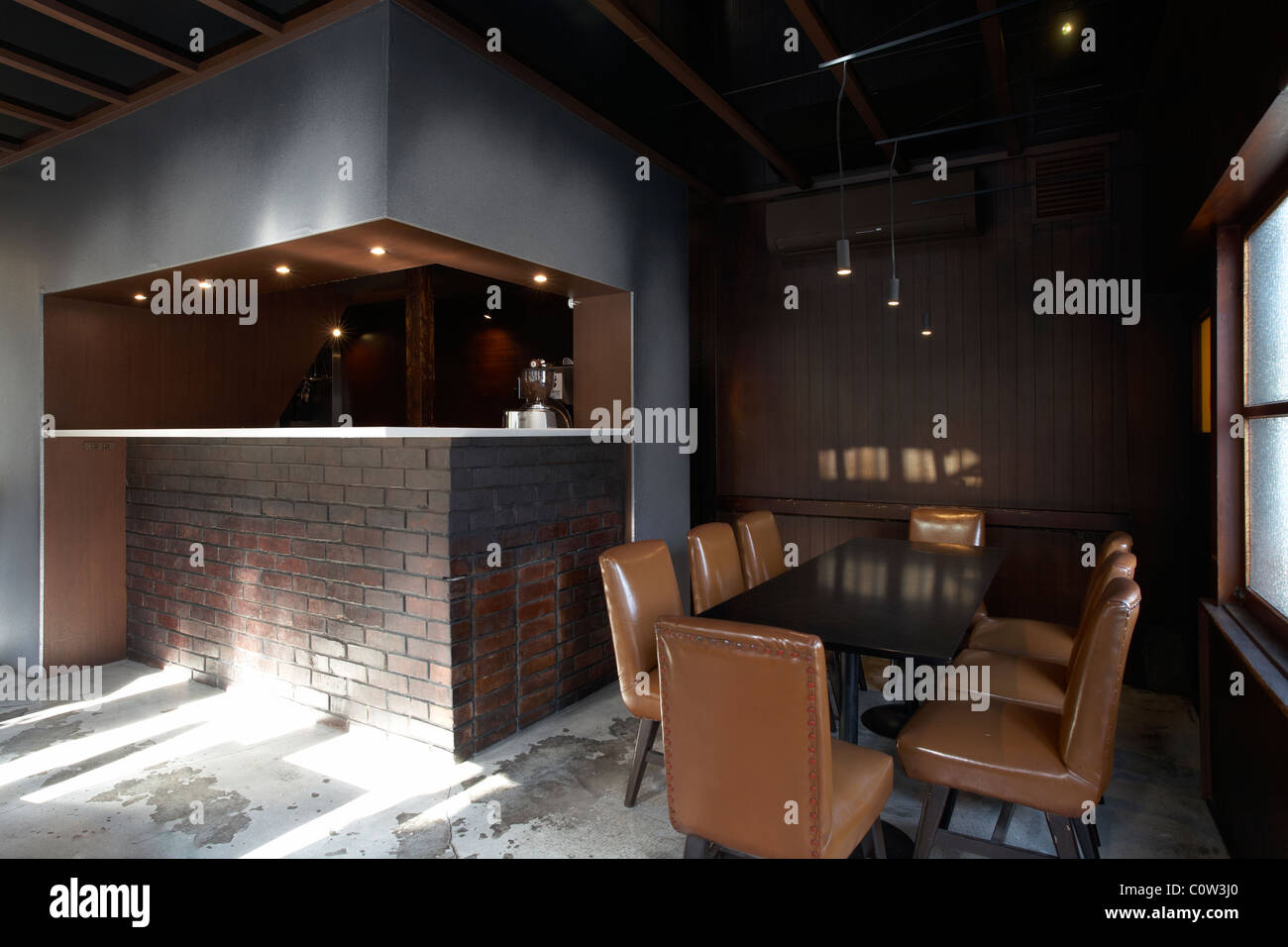 Old traditional bar counter in Tokyo, Japan Stock Photo - Alamy