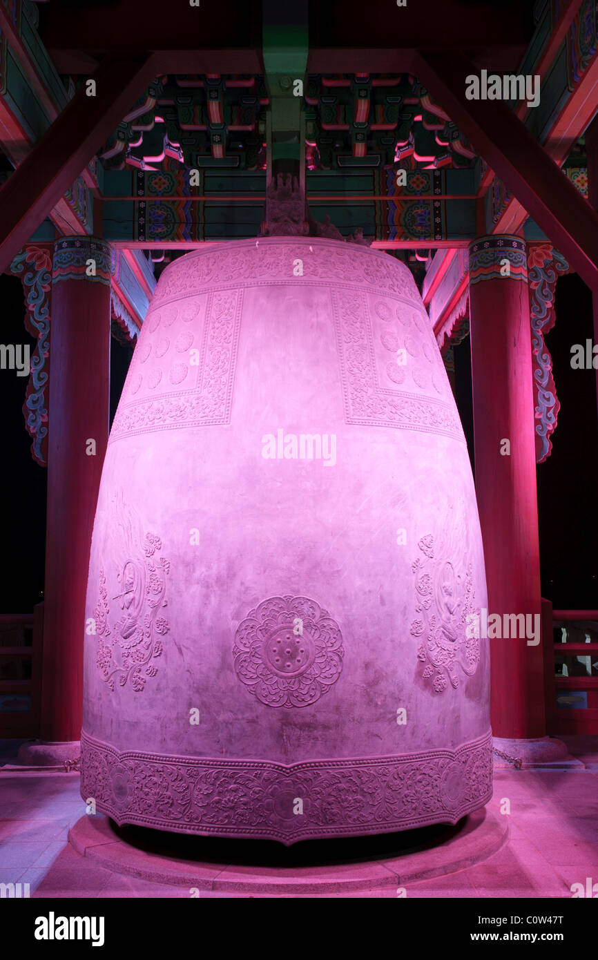 Night colourful bell culture hi-res stock photography and images - Alamy
