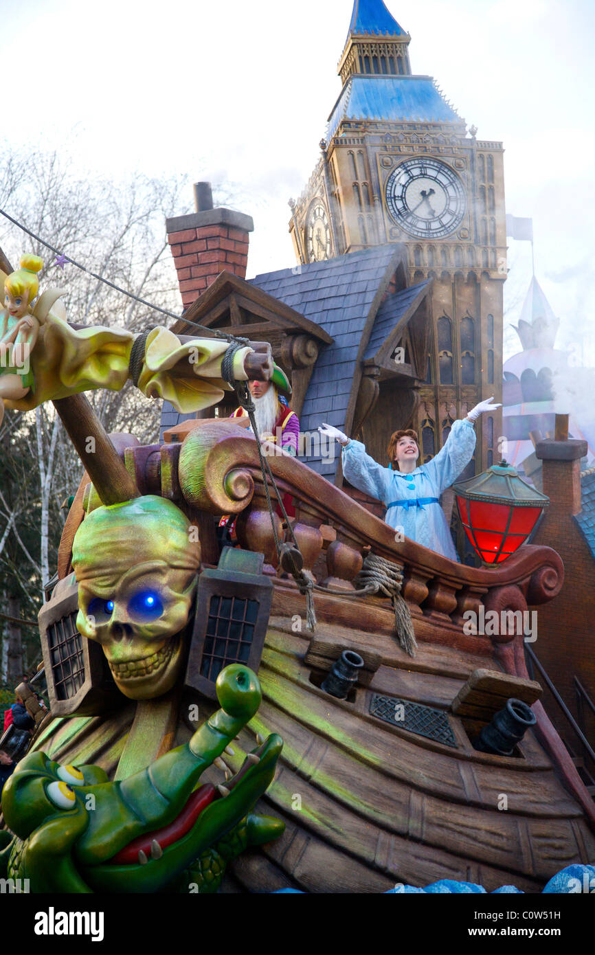 Disney characters disneyland hi-res stock photography and images - Alamy