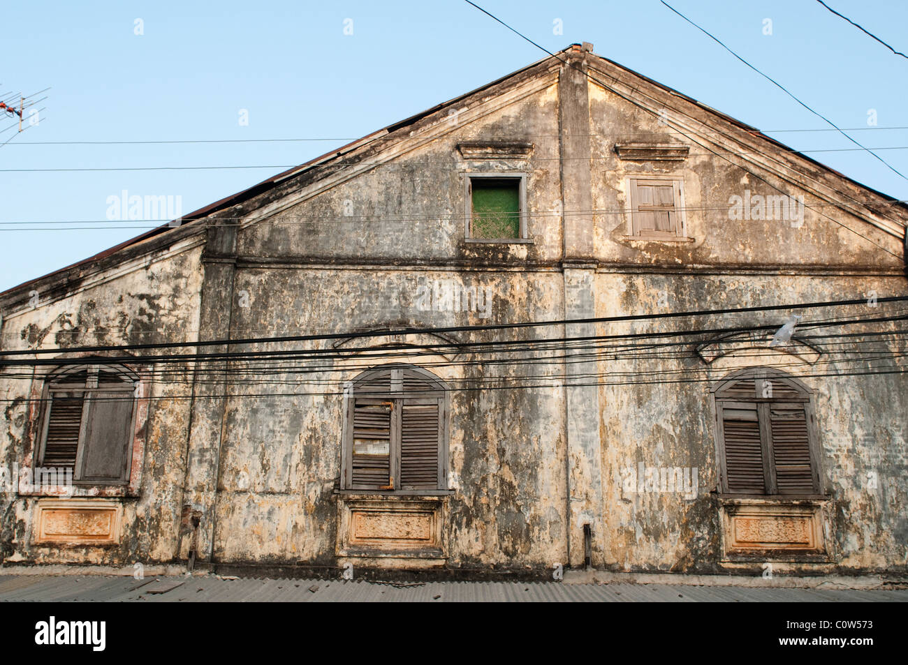 Dilapidated colonial house, Savannakhet, Laos Stock Photo - Alamy