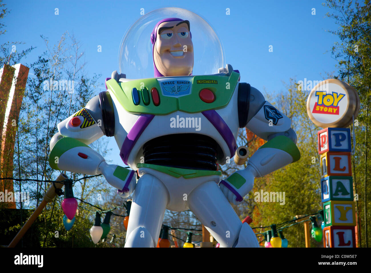 Statue of Buzz Lightyear at the entrance to Toy Story Playland at Walt ...