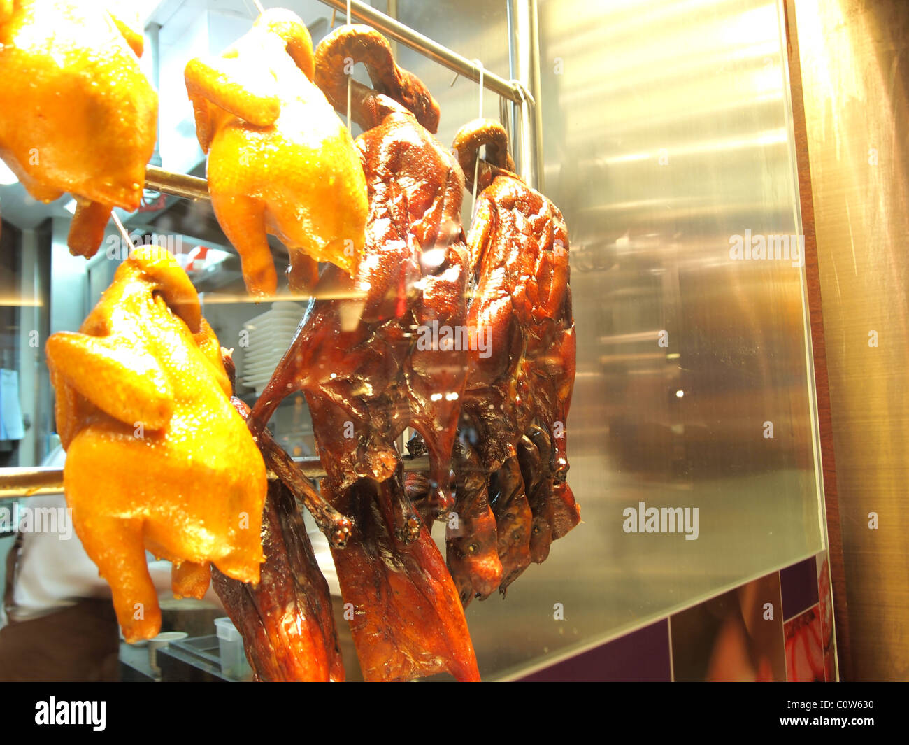 Ready roast duck chicken window food chinese hi-res stock photography ...