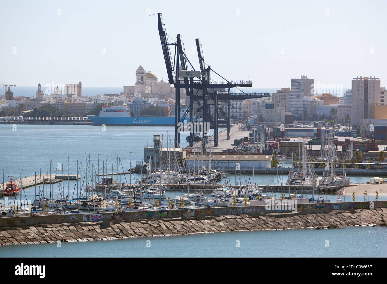 Port of Cadiz spain Stock Photo - Alamy