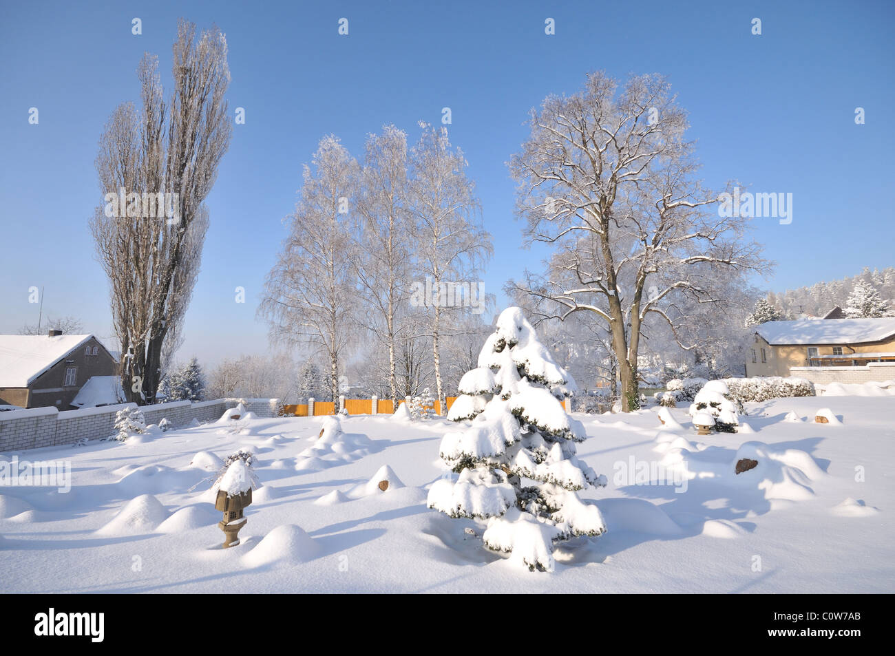 Deep snow sunny day hi-res stock photography and images - Alamy
