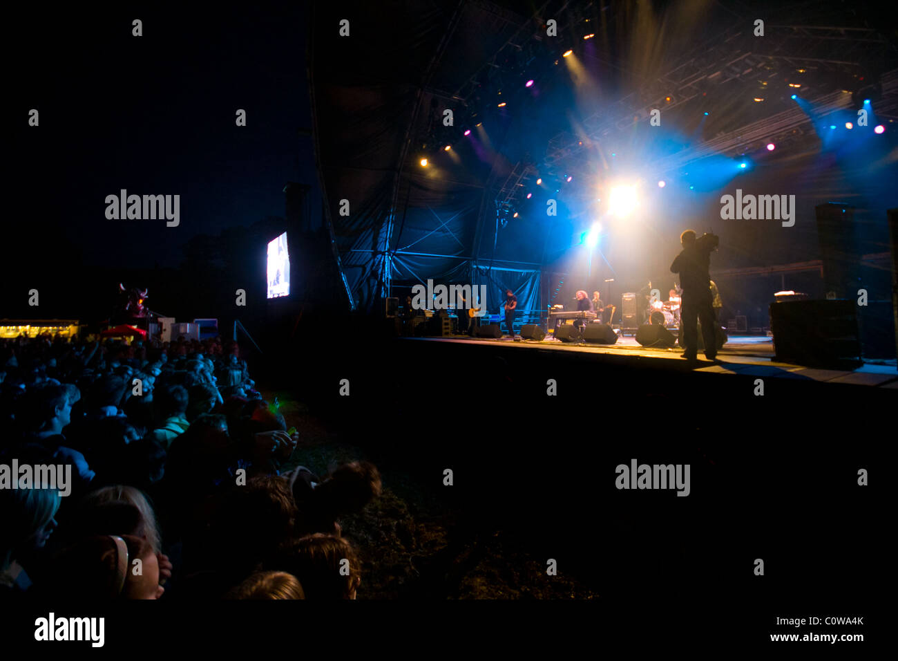 Band toploader hi-res stock photography and images - Alamy